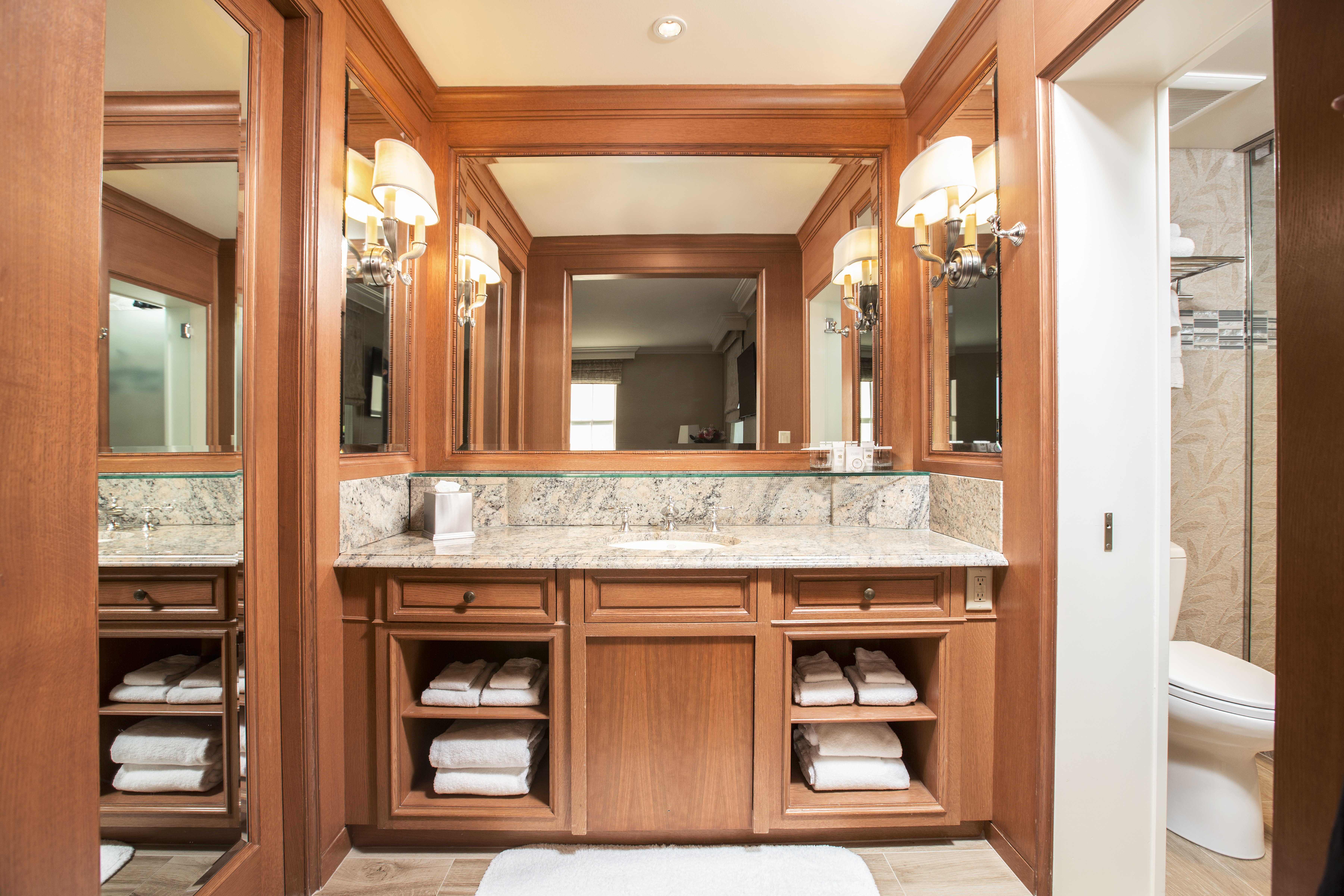 Stay at the Historic Sun Valley Inn | Sun Valley